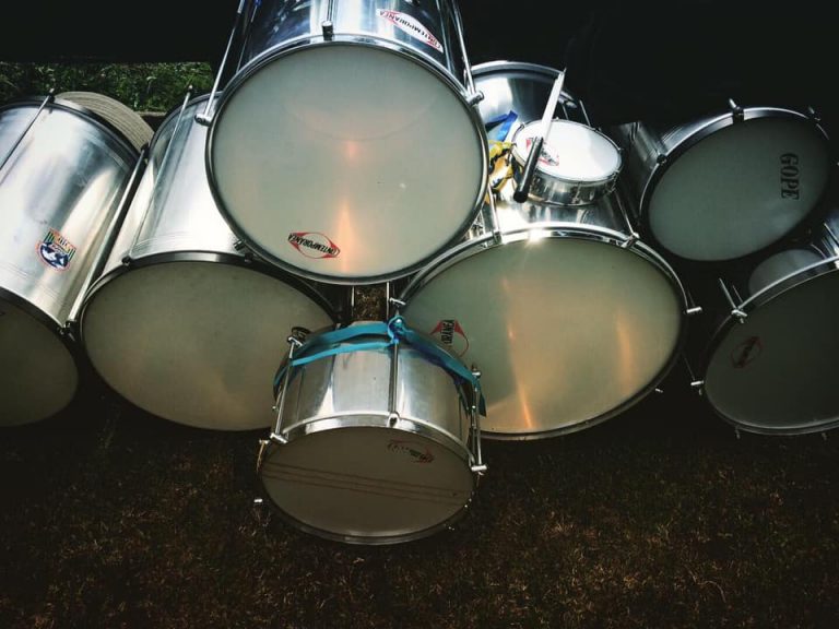 Samba drumming - Swan Samba